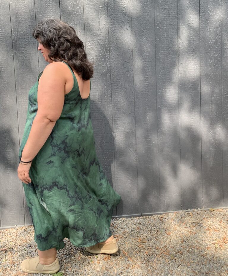 Pattern Review: Hallon dress by Paradise Patterns – The Maker Studio